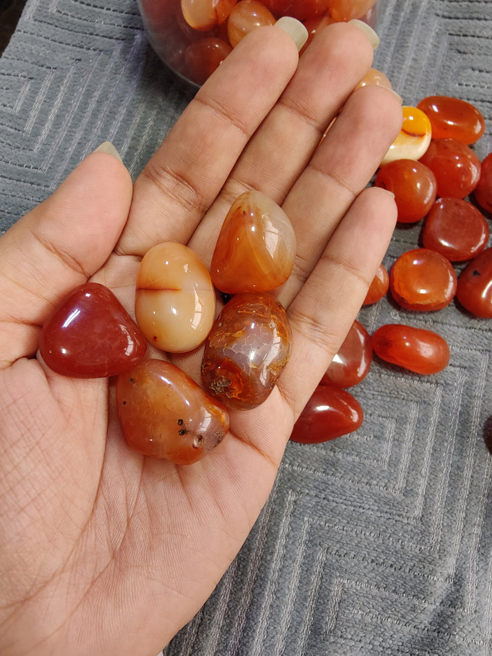 Carnelian Tumble (Medium) – The Crystal Library